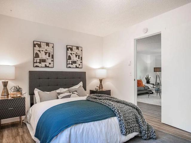 Stunning Views overlooking Oregon City 1 Bedroom Apartment for Rent at 911 15th St, Oregon City, OR 97045 McLoughlin