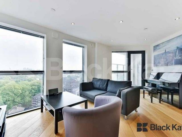 Stunning views, stylish & contemporary with balcony & roof terraces