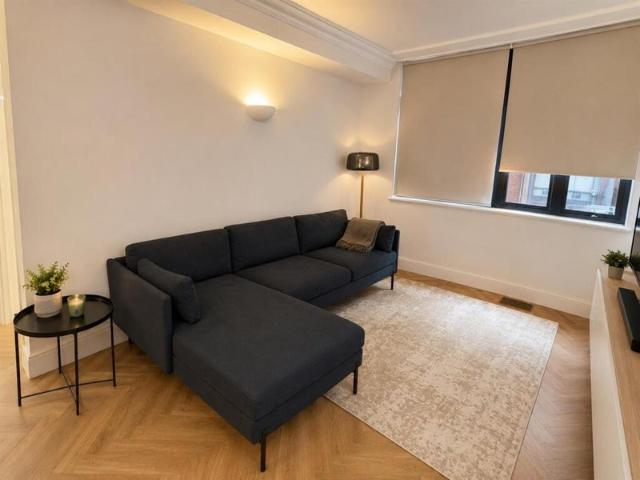 Stunning apartment at 22, Park Row in Leeds Centre