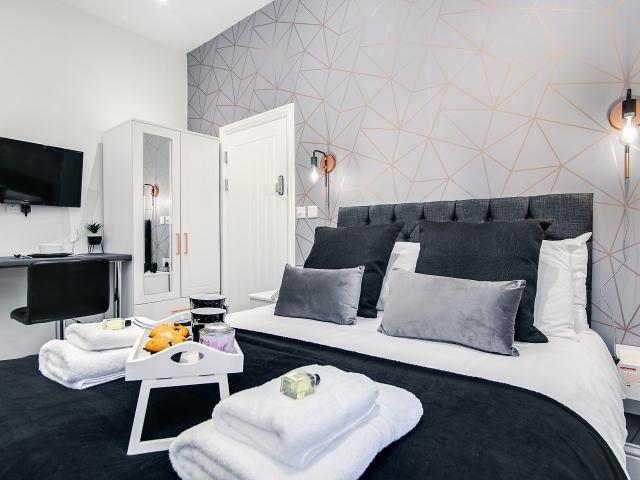 STUNNING Celeb Style Living Studio Space COMING SOON – Very Nice Homes