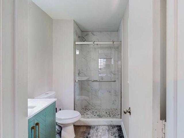 Stunning Decatur Home | Furnished |Free Wi Fi | Monthly Cleaning | W/D | Bus Stop 6 Min Walk | Move In Ready