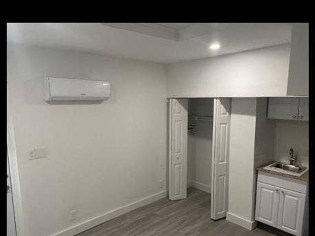 Stunning efficiency Private Entry