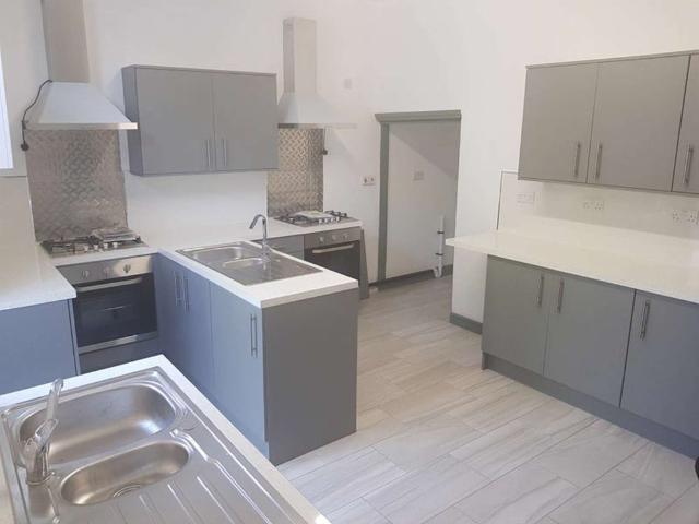 Stunning En suite Room All Bills Inc No Dep! Room 3