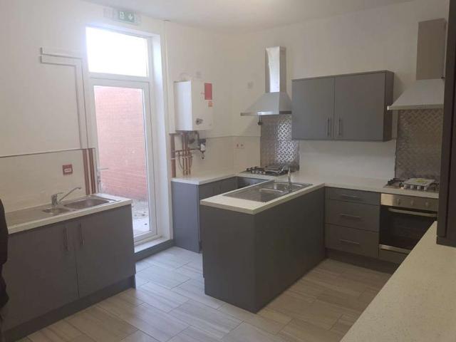 Stunning En suite Room All Bills Inc No Dep! Room 1