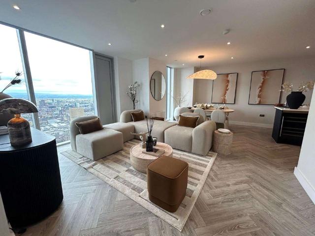 Stunning Fully Furnished Three Double Bedroom Penthouse Apartment with Amazing facilities in the Exclusive Cortland Development, Colliers Yard