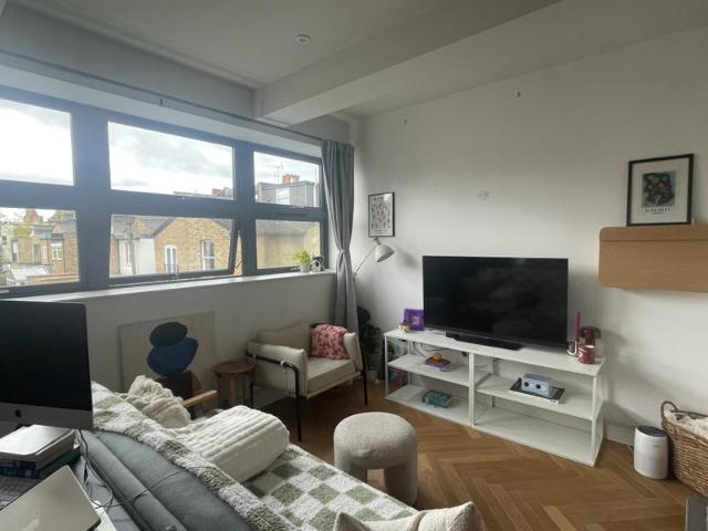 Stunning Modern 1 Bed Flat in Fulham
