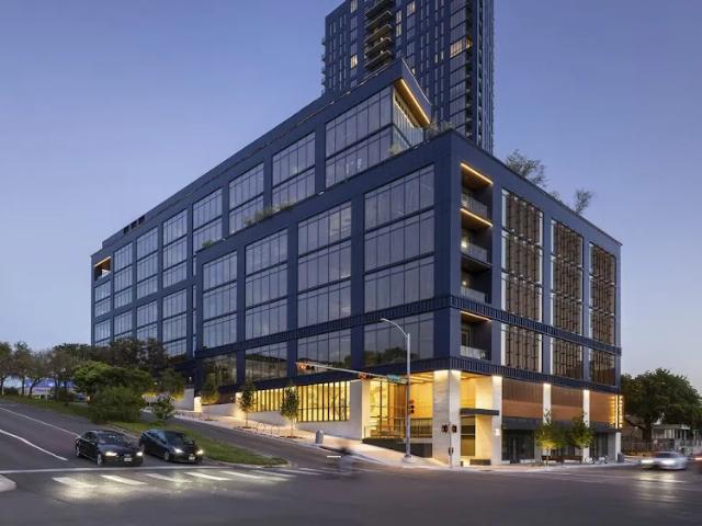 Stunning New Luxury with Rooftop — 2BR/2BA — Move In Ready