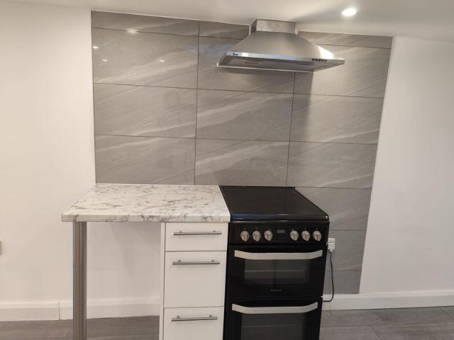Stunning New Studio Apartment | All bills inc