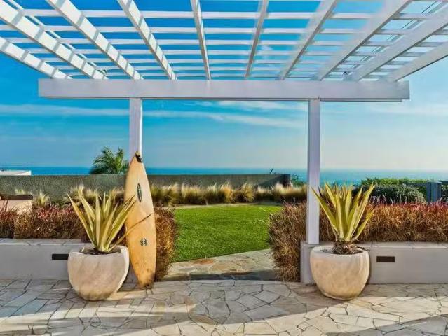Stunning Ocean Views in Sunset Mesa 18106 Wakecrest Drive
