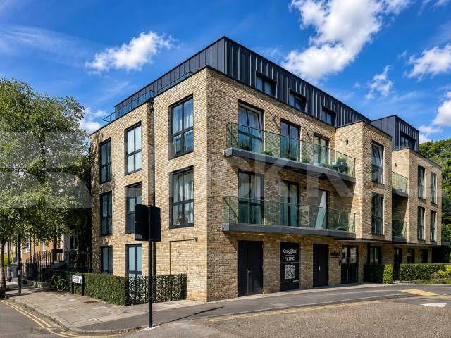 Stunning One Bedroom Apartment in Exclusive Keskidee Development, N1