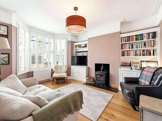 Stunning period home situated in the prestigious Strand on the Green