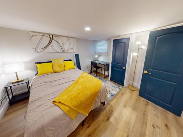 Stunning Rowhome Just Minutes from Coppin State