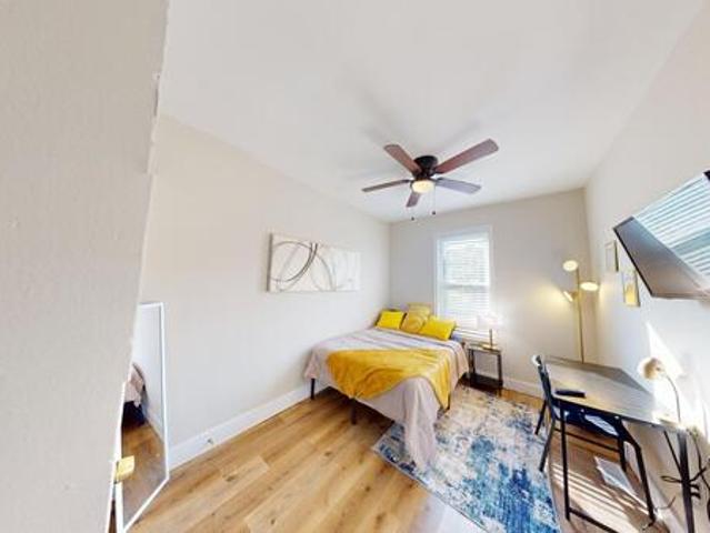 Stunning Rowhome Just Minutes from Coppin State, Johns Hopkins & BioPark ‍ | Open Airy Spacious & Luxurious High End Finishes