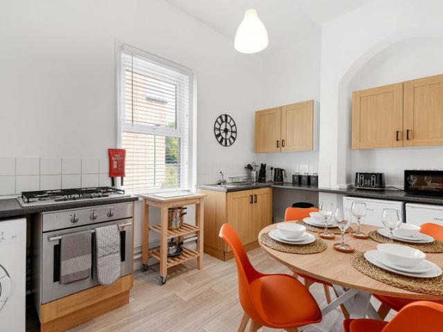 ✨ Stunning Spacious 1 Bed Victorian Flat ✨