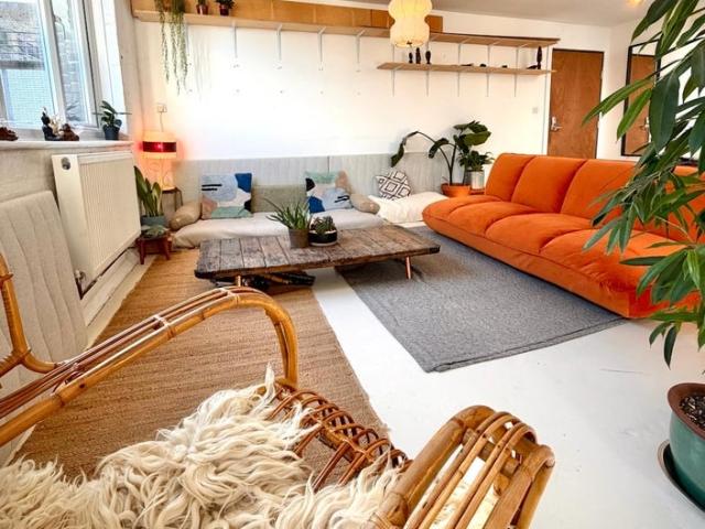 Stunning Split level flat in centre Hackney Wick