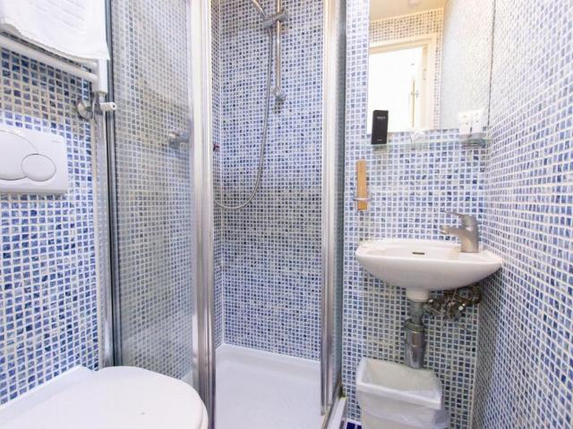 Stunning studio apartment with utility bills included in Euston