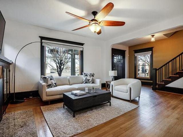 Stunningly updated Westmoreland home by Reed College