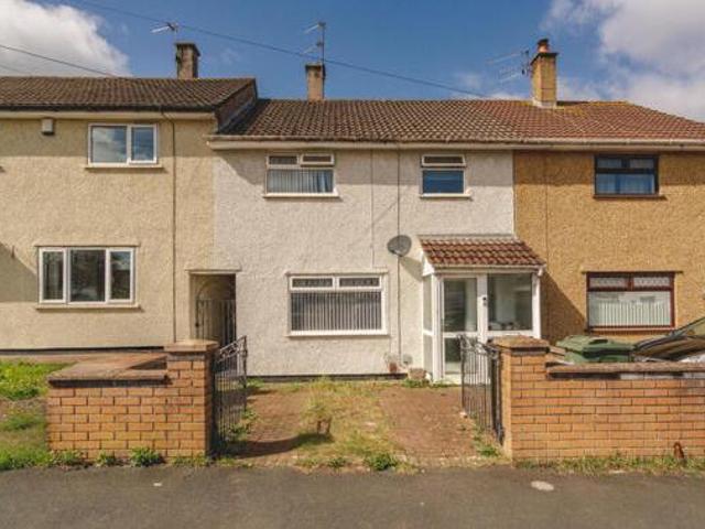 Sturminster Road, Stockwood, Detached House For