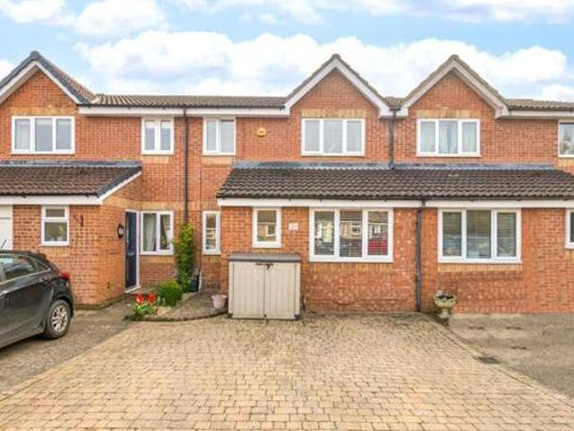 Sturrock Way, Hitchin, 3 Bedroom Terraced