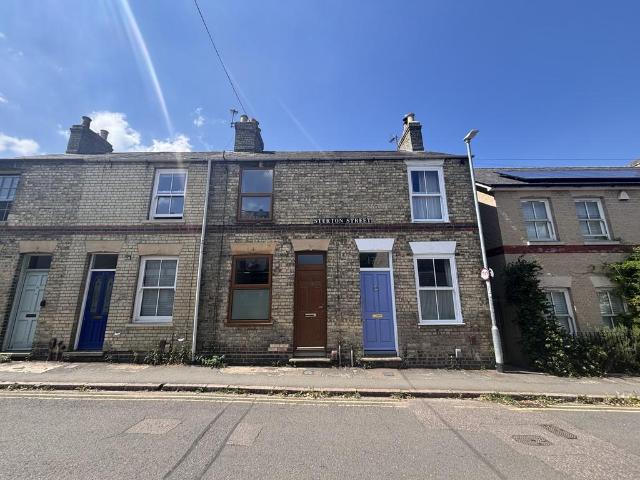 Sturton Street, Cambridge CB1 2 bed terraced house to rent £1,695 pcm £391 pw