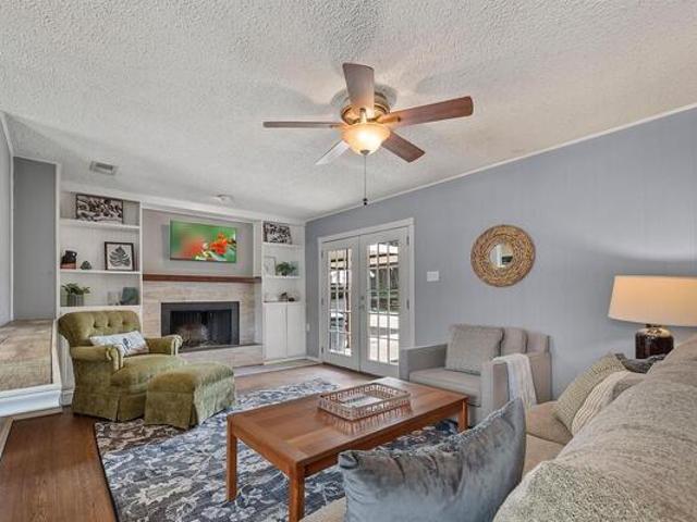 Stylish North Arlington Home in a Prime Location