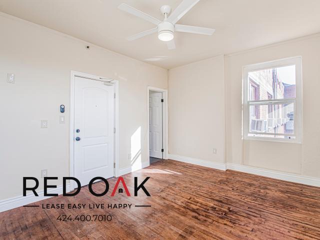 Stylish Bachelor with Sun Filled Interiors and Elegant Floors ~ In the Heart of L.A.!