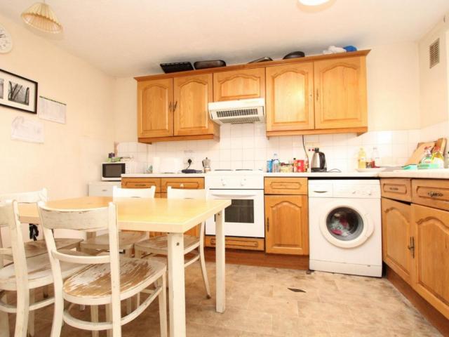 Stylish double bedroom near Bow Road tube station Has a Room