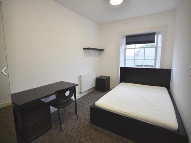 Stylish House Share in Chester City Centre – 5 Kings Buildings Room 21 First Floor