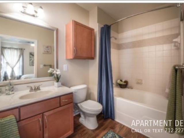 Stylish Sterling Ridge apartmentsone month free