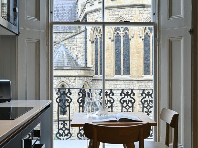 Stylish studio apartment in Notting Hill