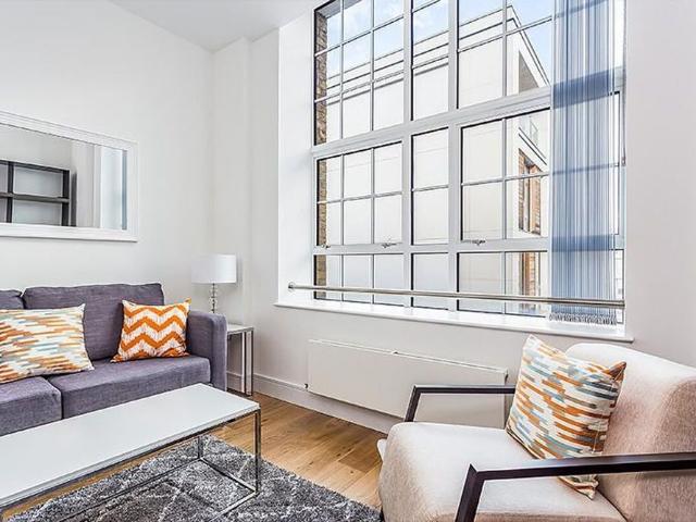 Stylish studio flat in The Printworks, Stockwell SW9