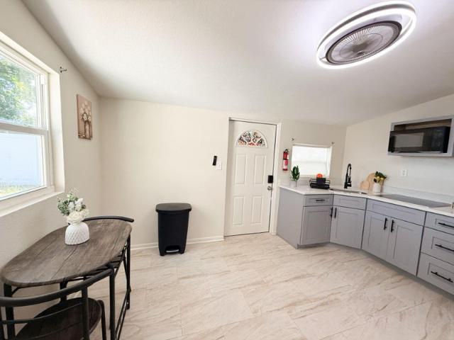 Stylish Tampa ADU near Midtown with Private Yard