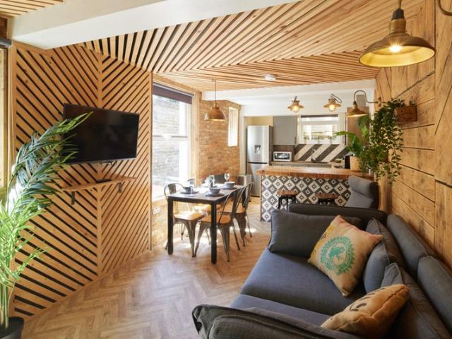 Stylish 2 Bed Flat, Both En Suite, Central Hove
