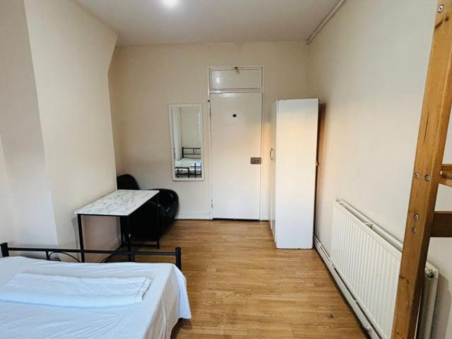 Stylish 2 Bed Home Near Bethnal Green