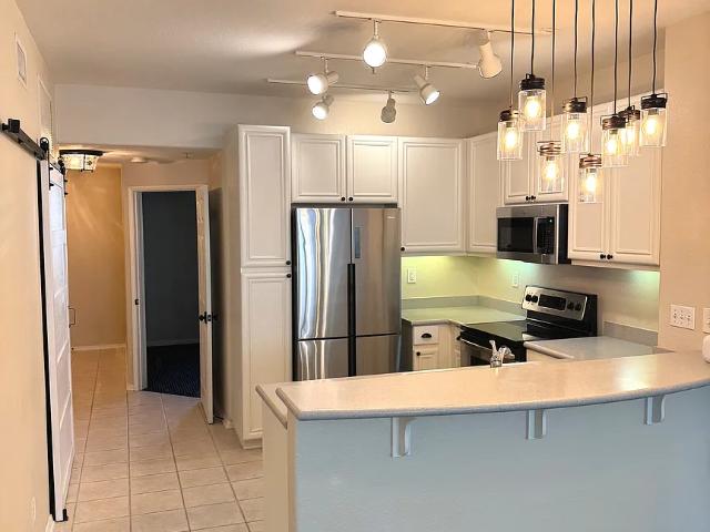 Stylish 2 Bed, 2 Bath Condo in the Heart of Downtown Now Available