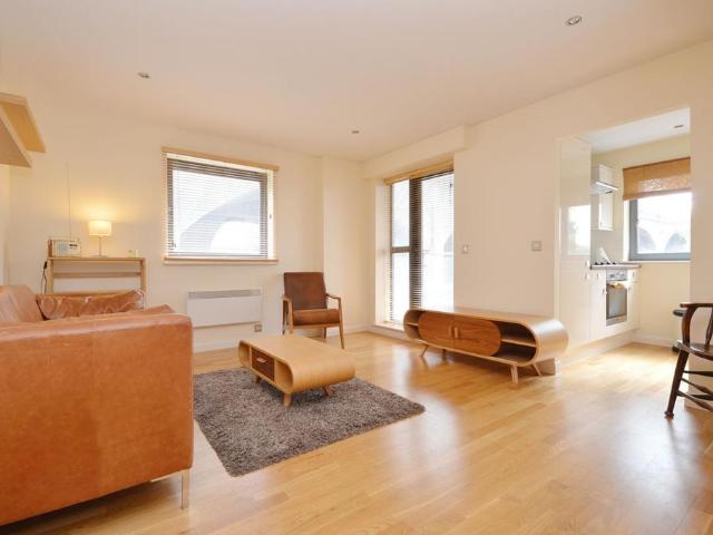 Stylus House, Shadwell, E1 0EG 2 bed flat to rent £2,350 pcm £542 pw