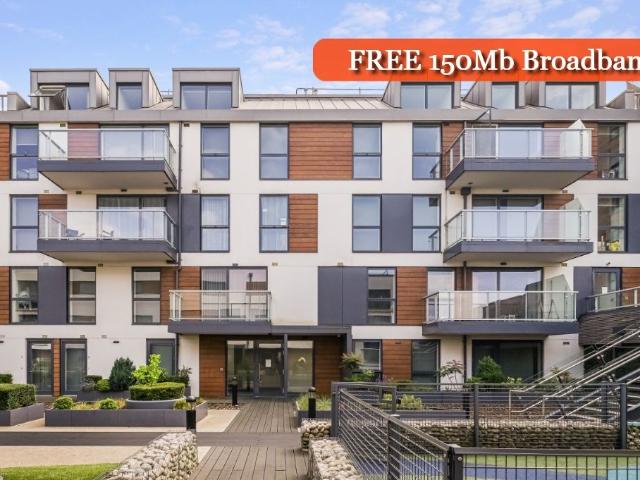 Stylus Place, Hayes UB3, 2 bed flat to rent, £1,875 pcm | PrimeLocation
