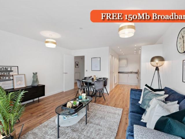 Stylus Place, Hayes UB3, 2 bed flat to rent, £2,050 pcm | PrimeLocation