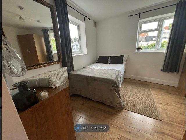 Sumatra Road, London NW6, Room to rent, £1,025 pcm | PrimeLocation