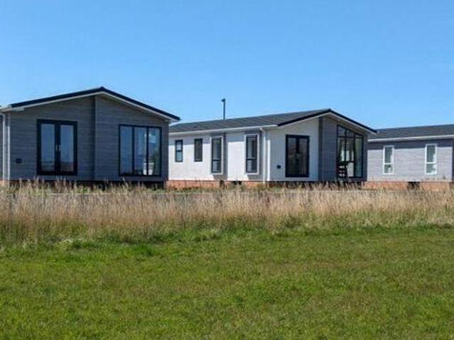 Summerways Bridge Park, Bleadon, 2 Bedroom Lodge