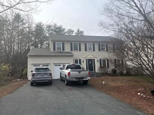 Summerwood Dr