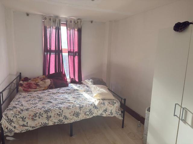 Summerwood Road, Isleworth TW7, Room to rent, £750 pcm | PrimeLocation