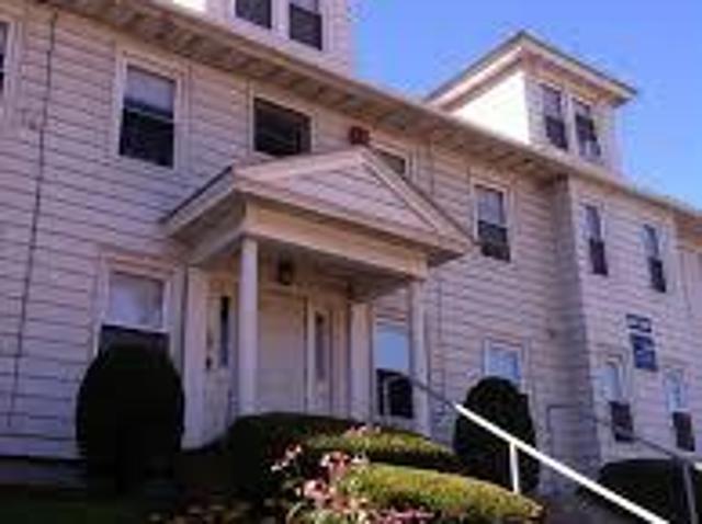 Summer 2015 Sub lease in Syracuse  Close to Campus