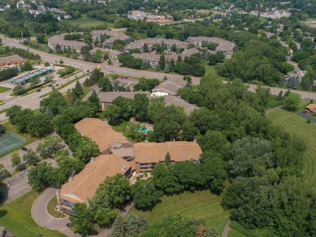 Summer Creek Apartments 1 Bedroom Apartment for Rent at 3900 Plymouth Blvd, Plymouth, MN 55446 Plymouth Wayzata