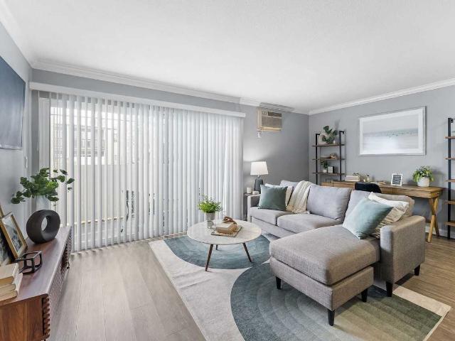 Summer Crest Apartments 1 Bedroom Apartment for Rent at 2828 W Ball Rd, Anaheim, CA 92804