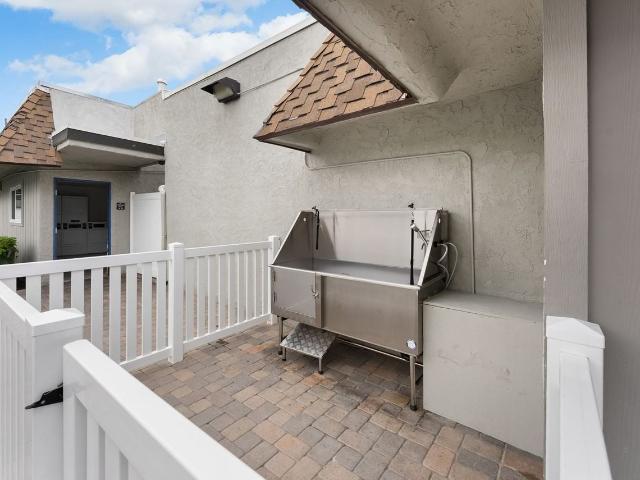 Summer Crest Apartments 2 Bedroom Apartment for Rent at 2828 W Ball Rd, Anaheim, CA 92804