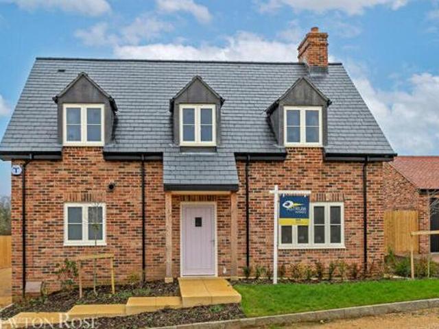 Summer Haus, Spring Lane, 4 Bedroom Detached