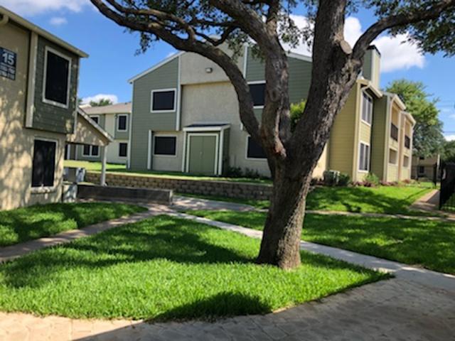 Summer Hill Apartments 2 Bedroom Apartment for Rent at 10010 Whitehurst Dr, Dallas, TX 75243