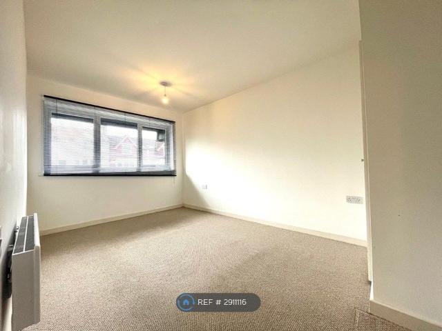 Summer Hill Court, Bristol BS5, 2 bed flat to rent, £1,250 pcm | PrimeLocation