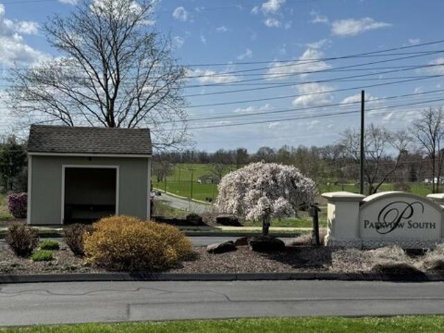 Summer Hill Dr Unit,south Windsor, Home For Sale